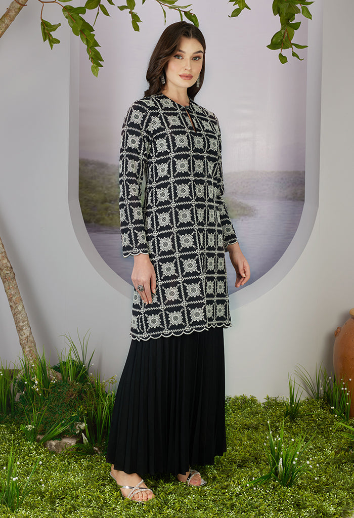 Mahsuri Kurung – Locka Kuala Lumpur